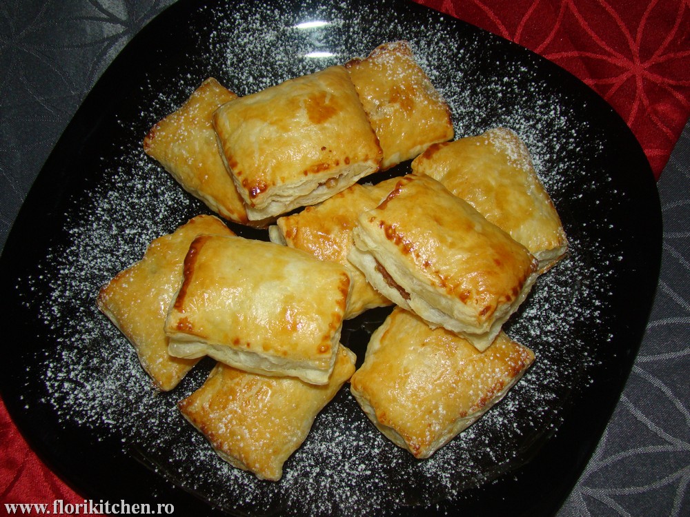 Placinta cu mere cu aluat foietaj – Flori's Kitchen